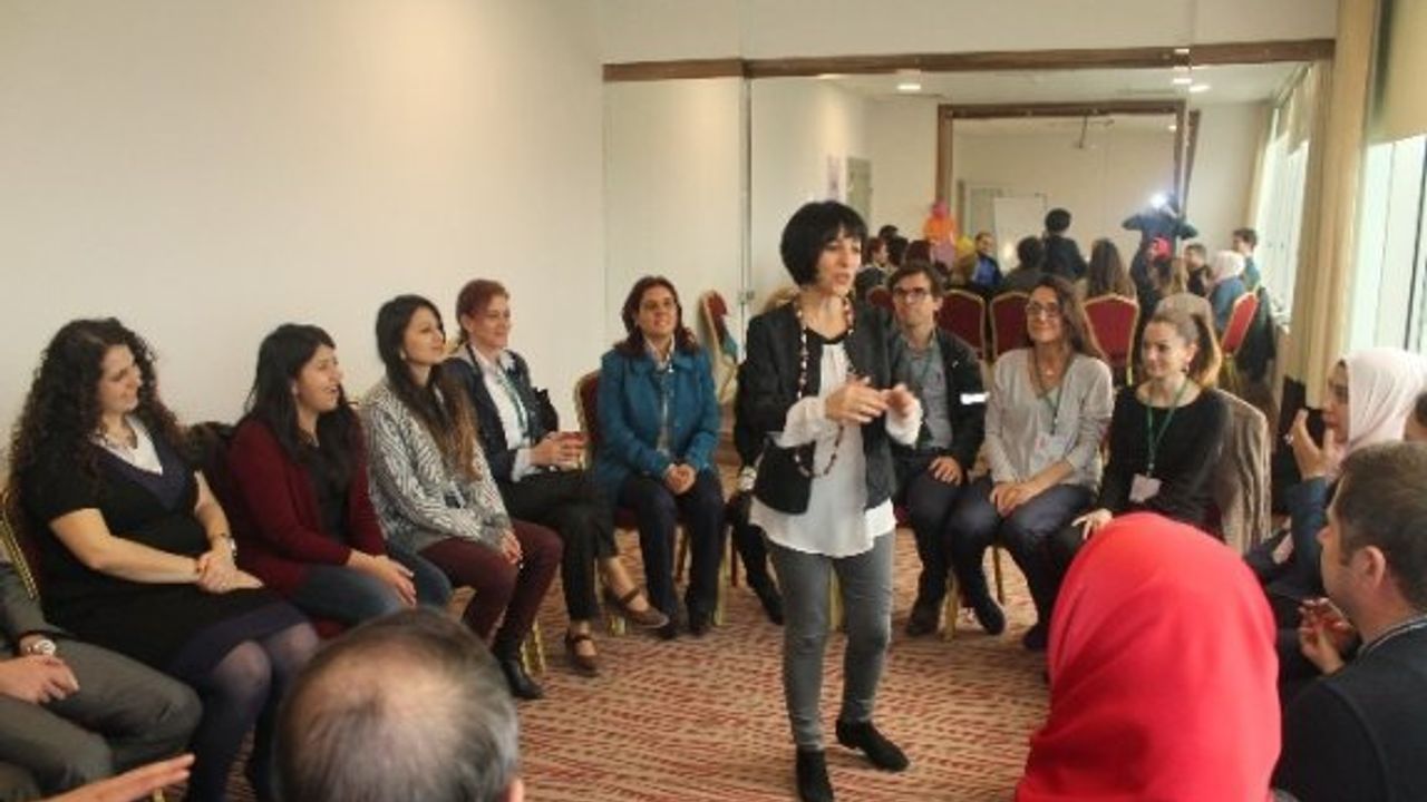 Genç Hayat Vakfı Somalı Gençlere Hayat Işığı Olacak - Deniz Haber ... Genç Hayat Vakfı Somalı Gençlere Hayat Işığı Olacak - Deniz Haber ...
